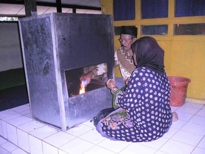 Prosesi Ngalap Berkah Di Gunung Kemukus - Majalah Kisah Nyata